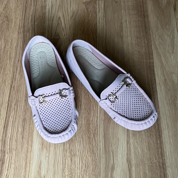 Alexis Bendel | Shoes | Sold Alexis Bendel Blush Pink Gold Buckle ...